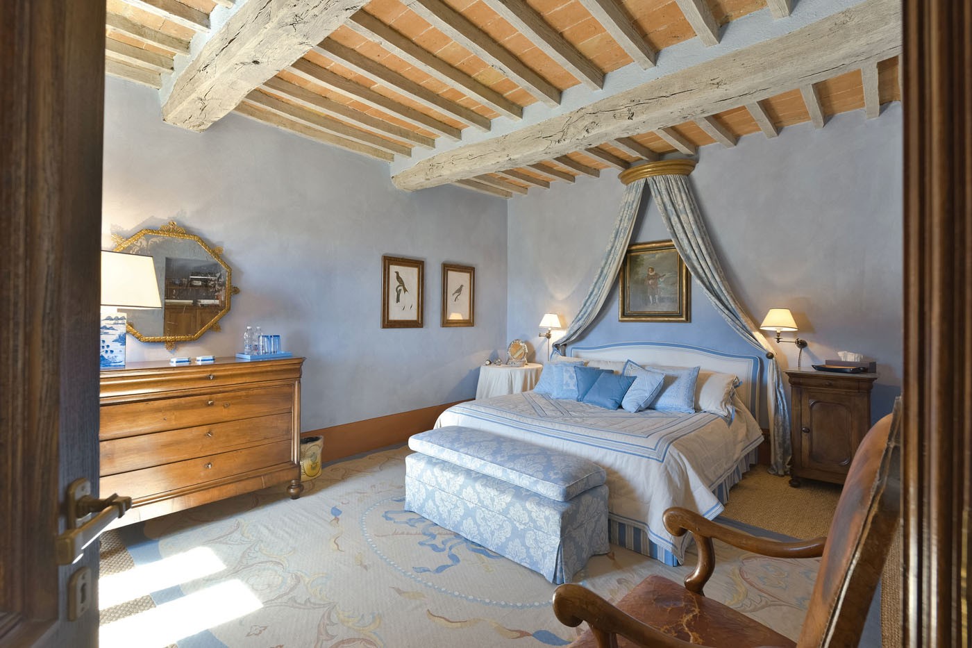 Aiola Villa Rental | Villas of Distinction