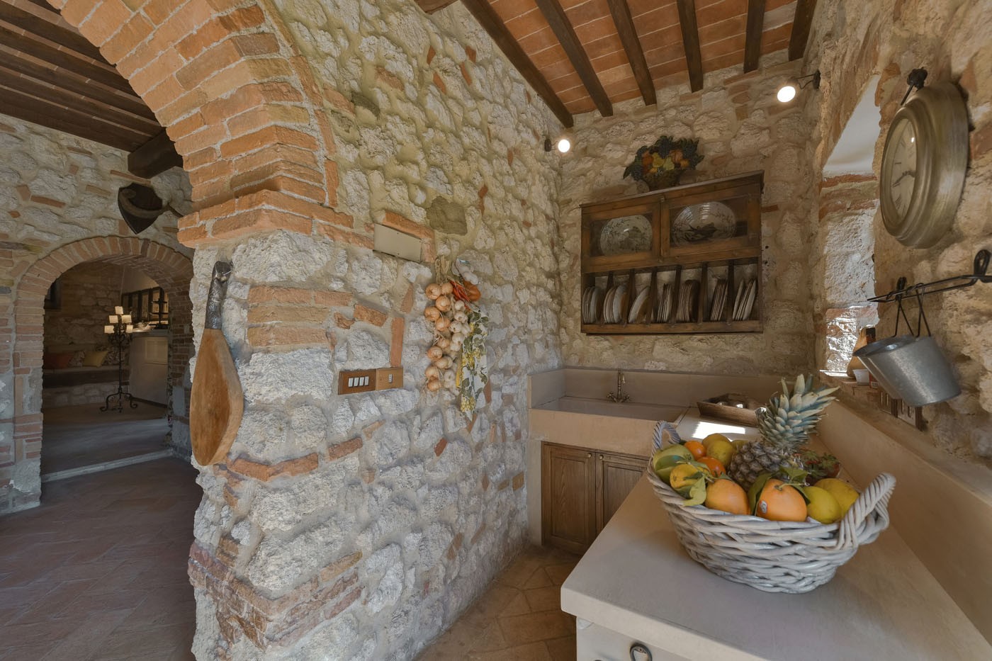 Aiola Villa Rental | Villas of Distinction