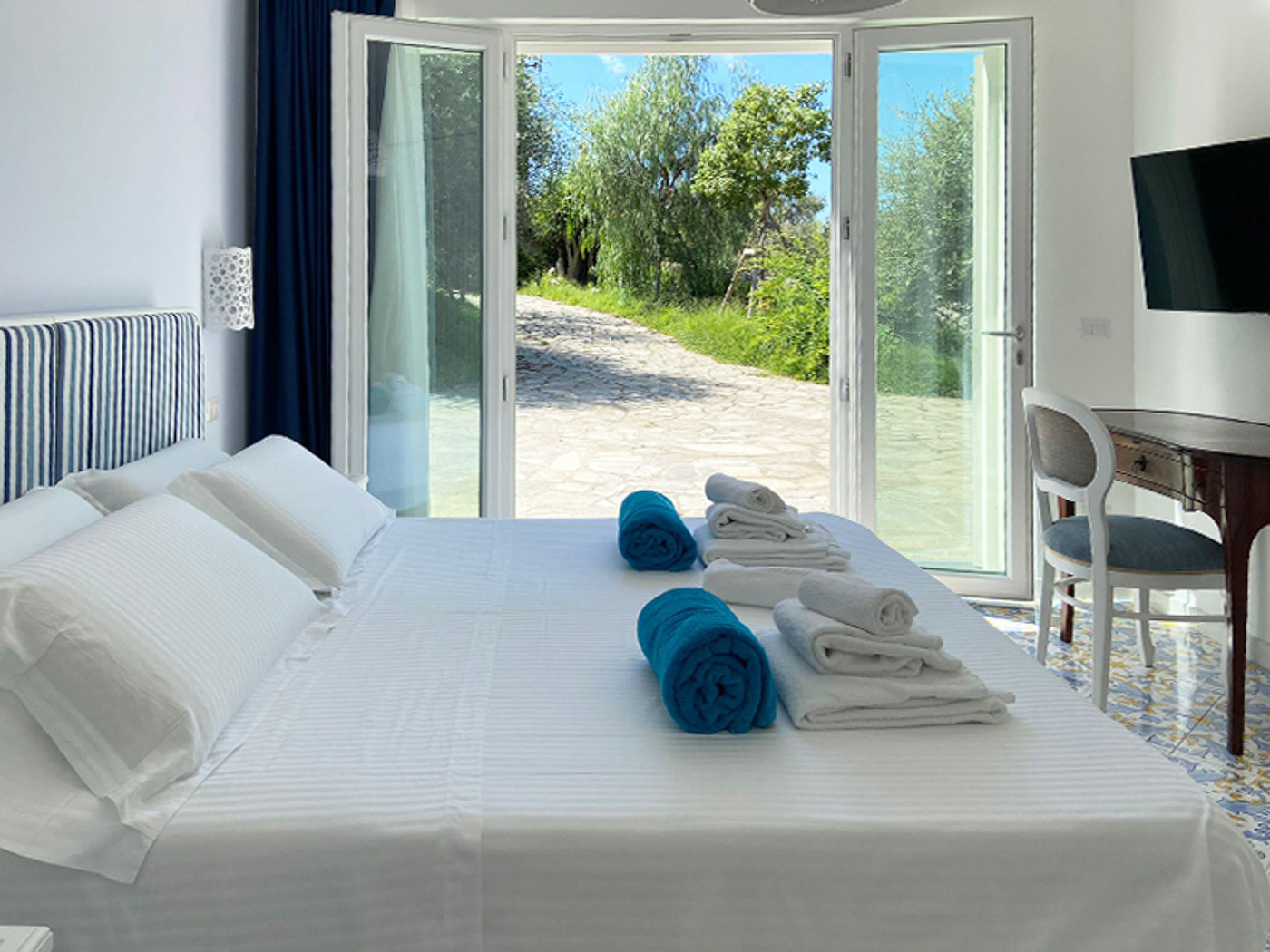 Vanisa Villa Rental | Villas of Distinction