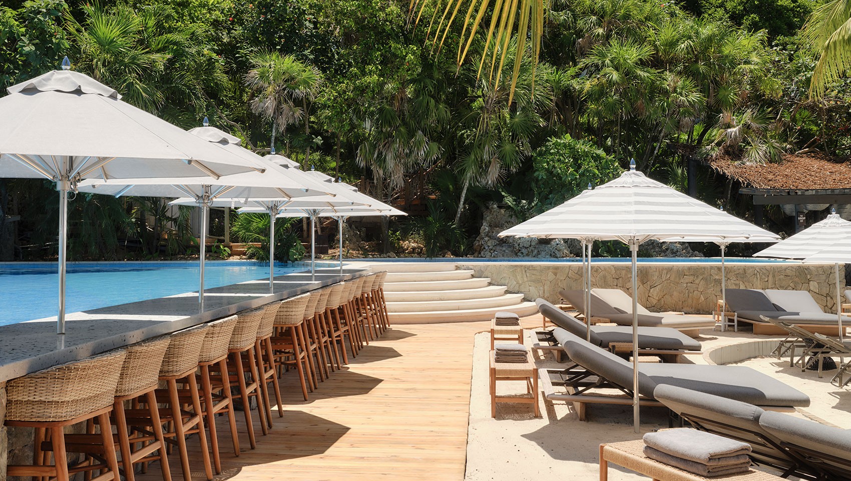 Kimpton Grand Roatán Resort & Spa - Ocean View Villa Suites Villa ...