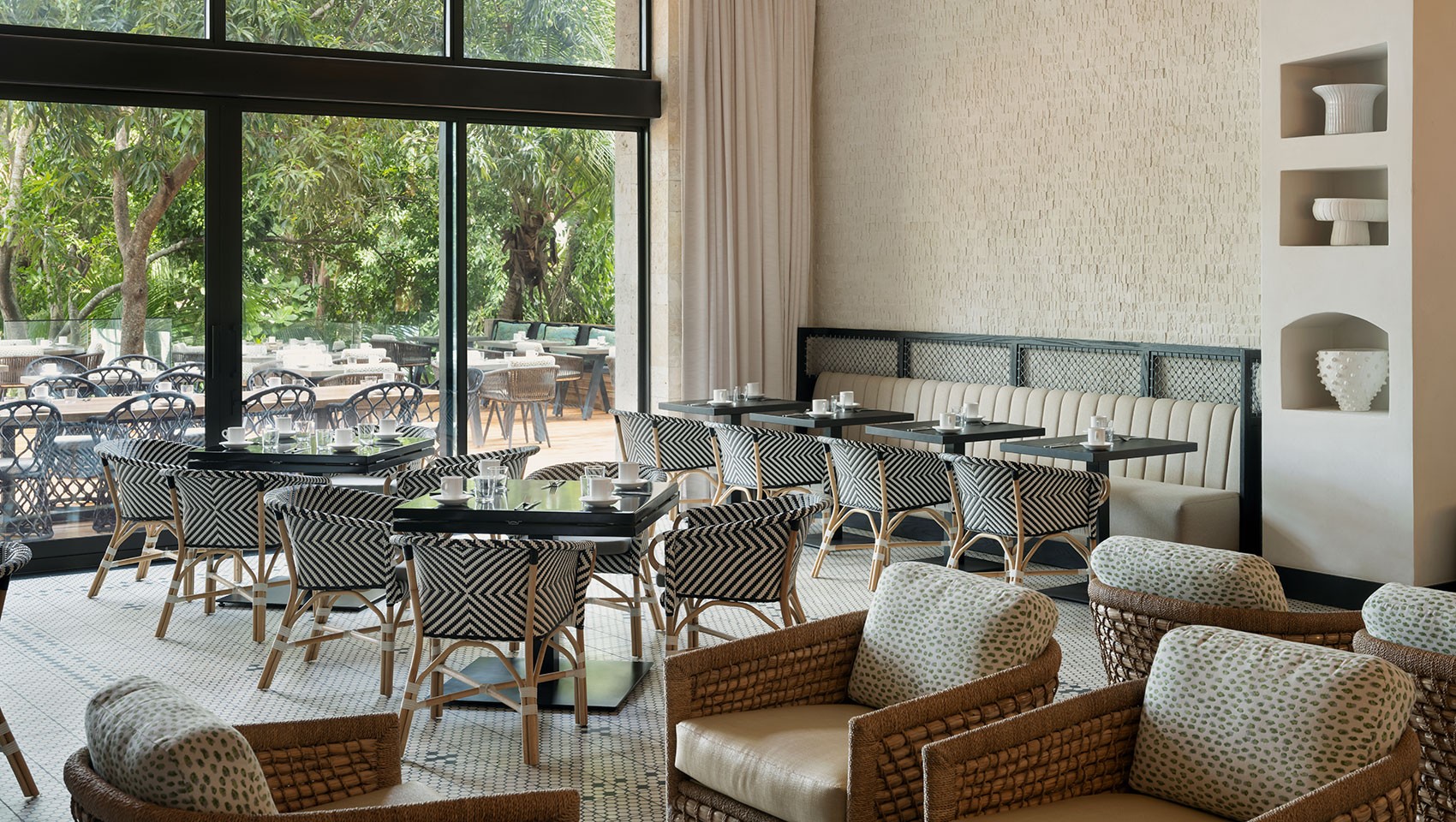 Kimpton Grand Roatán Resort & Spa - Ocean View Villa Suites Villa ...